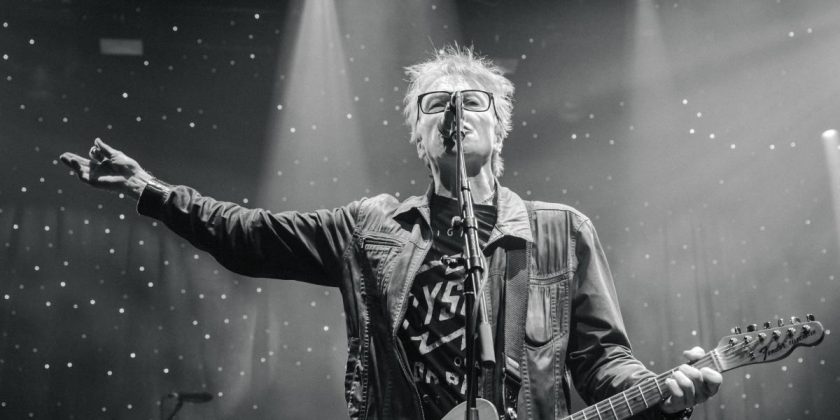 Tommy Stinson Still Loves Bashing About - Cincinnati Magazine