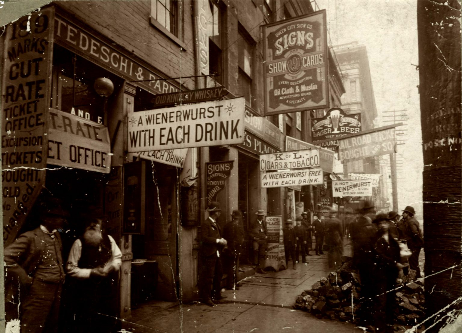 Famous Cincinnati Photograph Tells a Tale of Power, Money, and Public ...